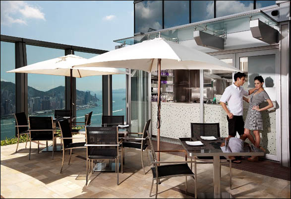 Wet Deck W Hotel Hong Kong | Twisted Lifestyle Wet Deck W Hotel Hong Kong | Twisted Lifestyle